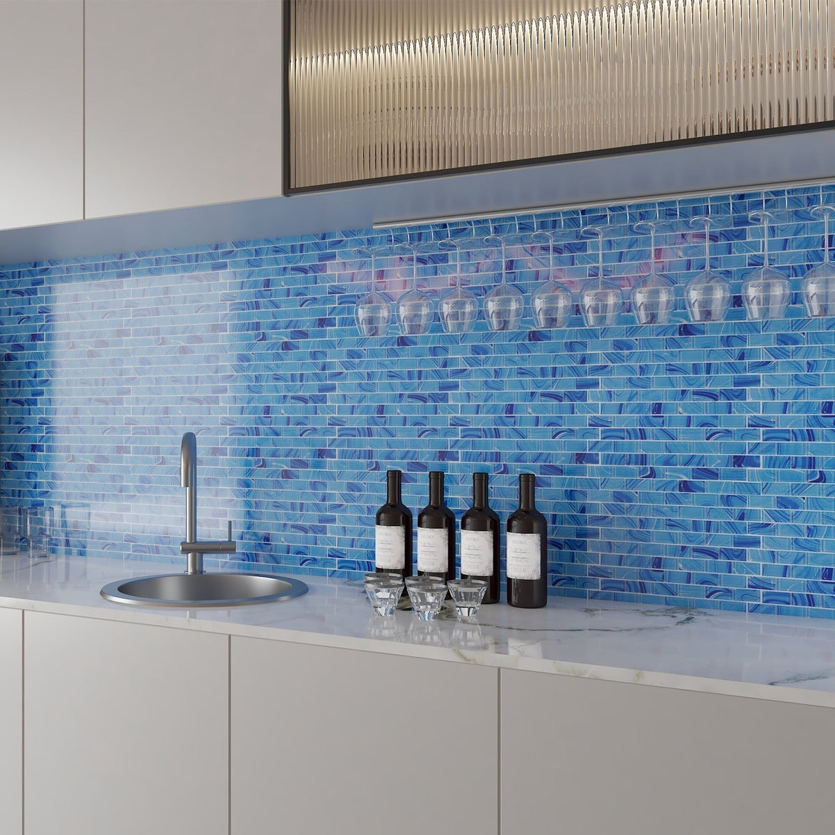 Using unique technology to form blue glass surface patterns, strong an ...